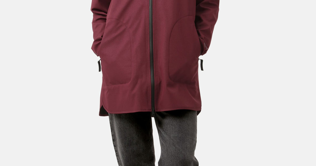 Softshell Raincoat A-line - Maroon Banner