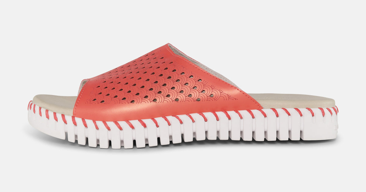 Sandals - Light Brick