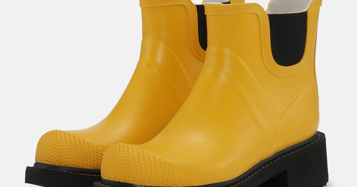 Short Rubber Boots With High Heel - Cyber Yellow